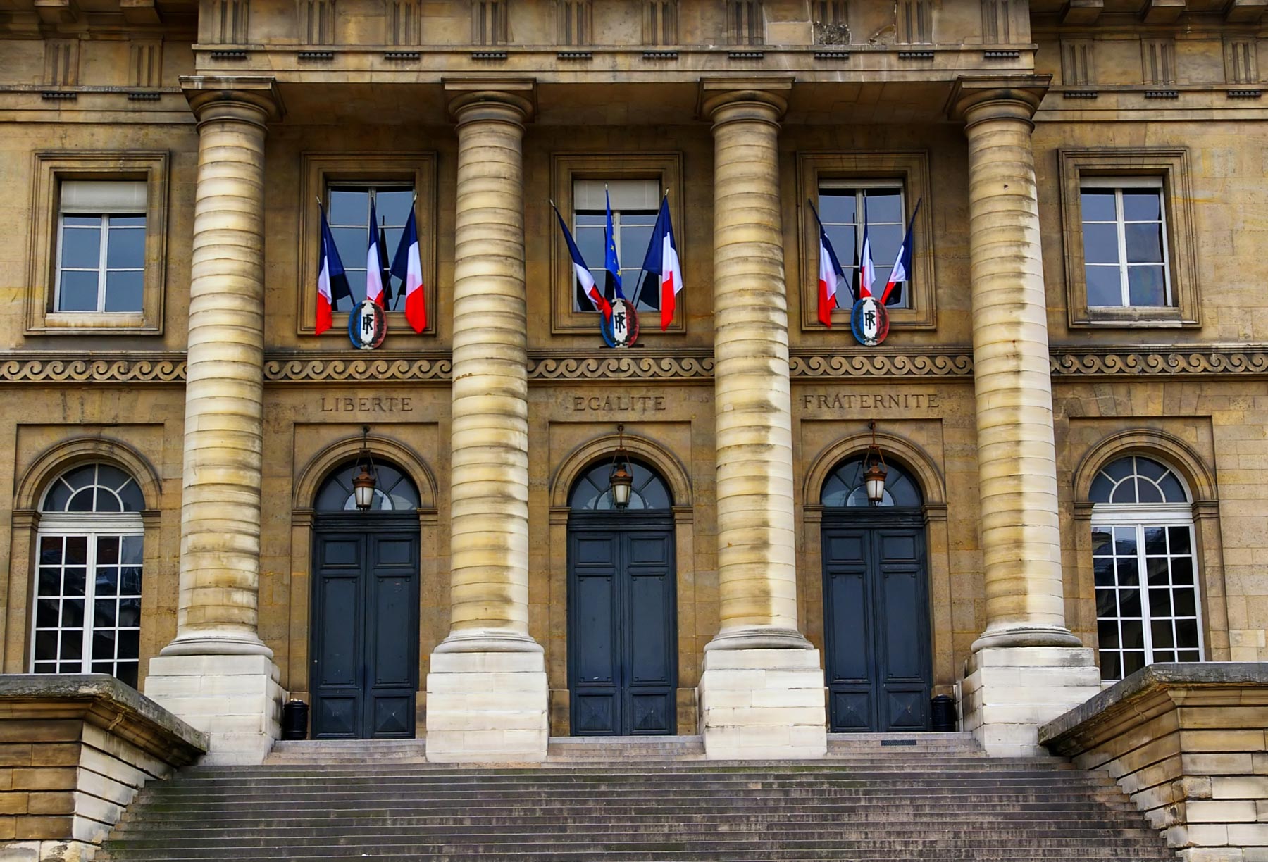 Six Pillars of an EHS Compliance Program: Legal Registers - RegScan